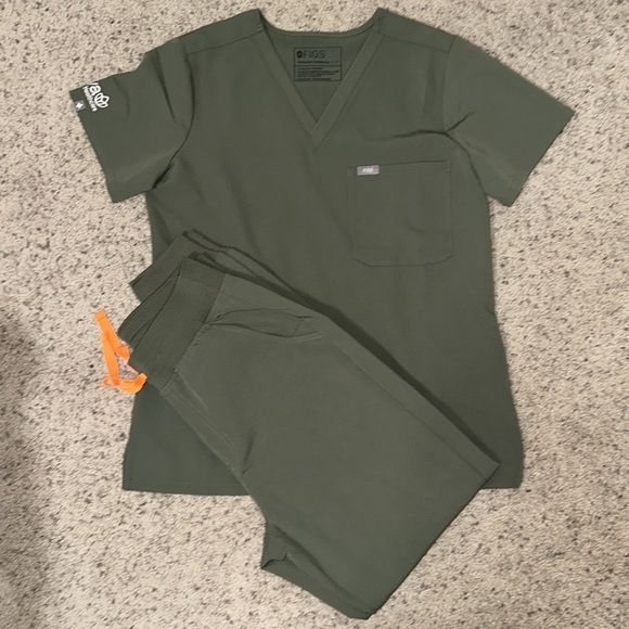 Figs | Other | Nwot Moss Figs Scrub Set | Poshmark